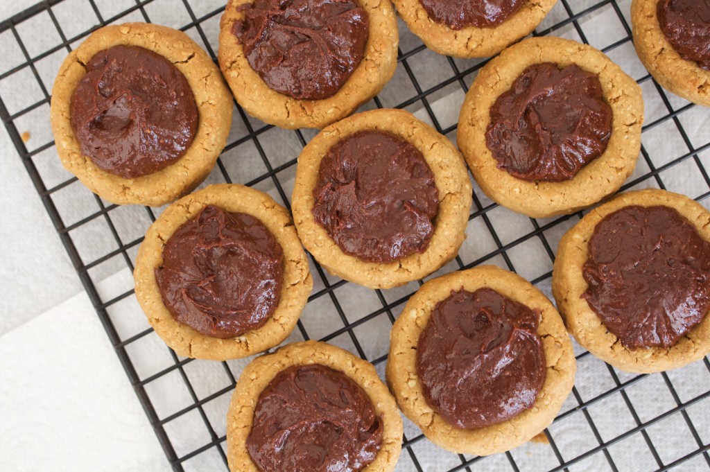 Peanut butter muddy puddle cookies